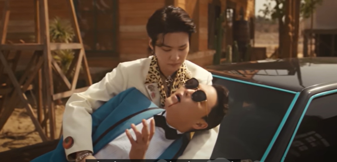 PSY gives a huge shoutout to BTS' Suga after winning at The Fact Music Awards 2022