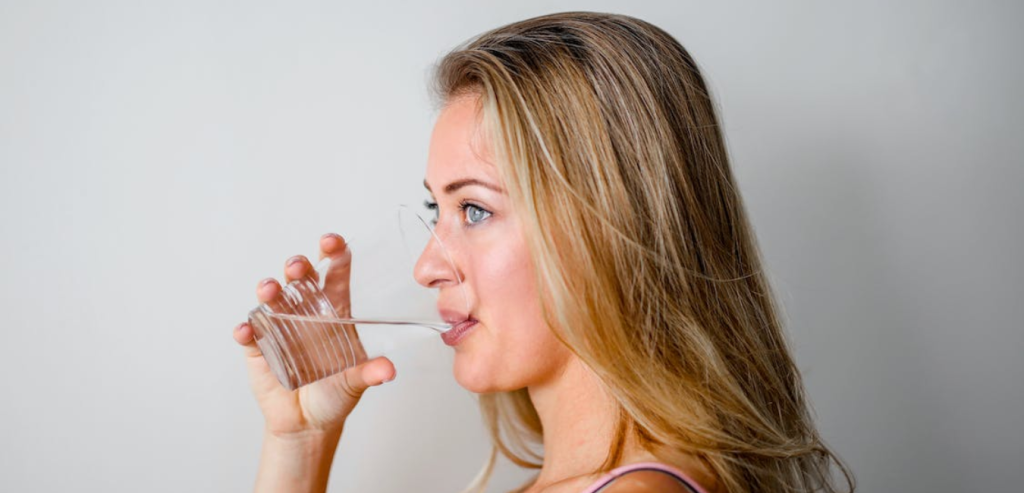 What is water toxicity? 6 Side effects of drinking too much water