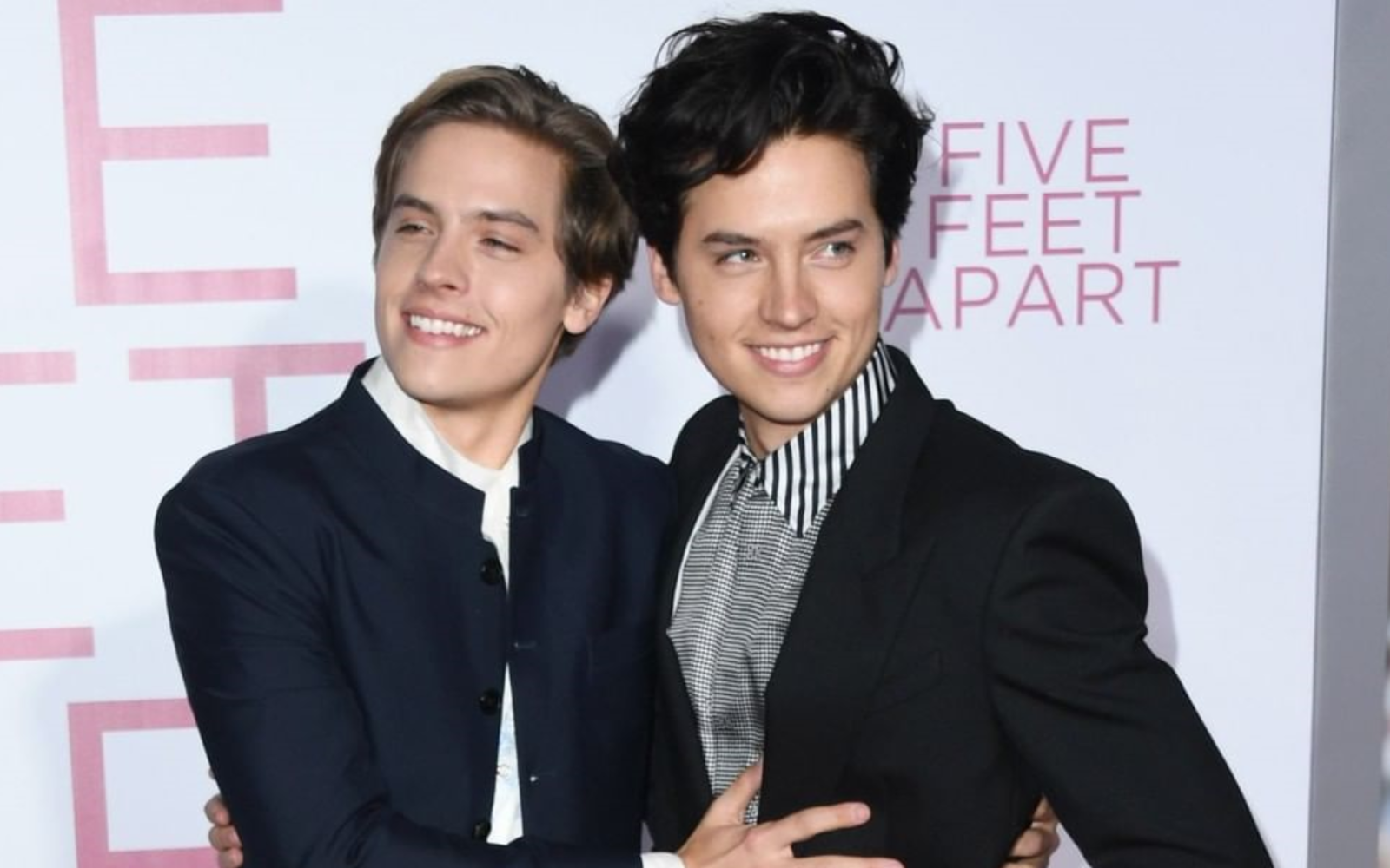 Dylan Sprouse reveals his vicious 'fist fight' with twin Cole on Suite ...