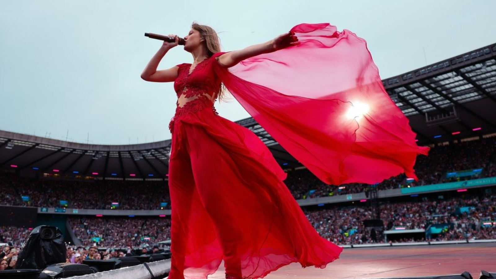 Taylor Swift fights back tears during Eras Toronto show: 'It's not even ...