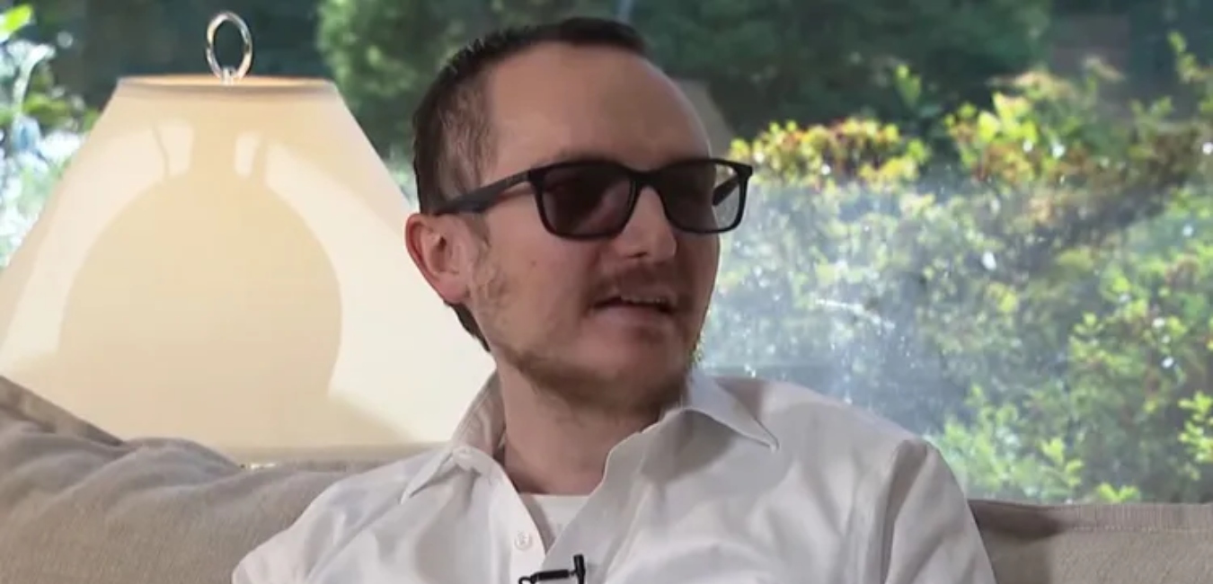 Blind man, 34, gets tooth implanted in his eye to restore vision after ...